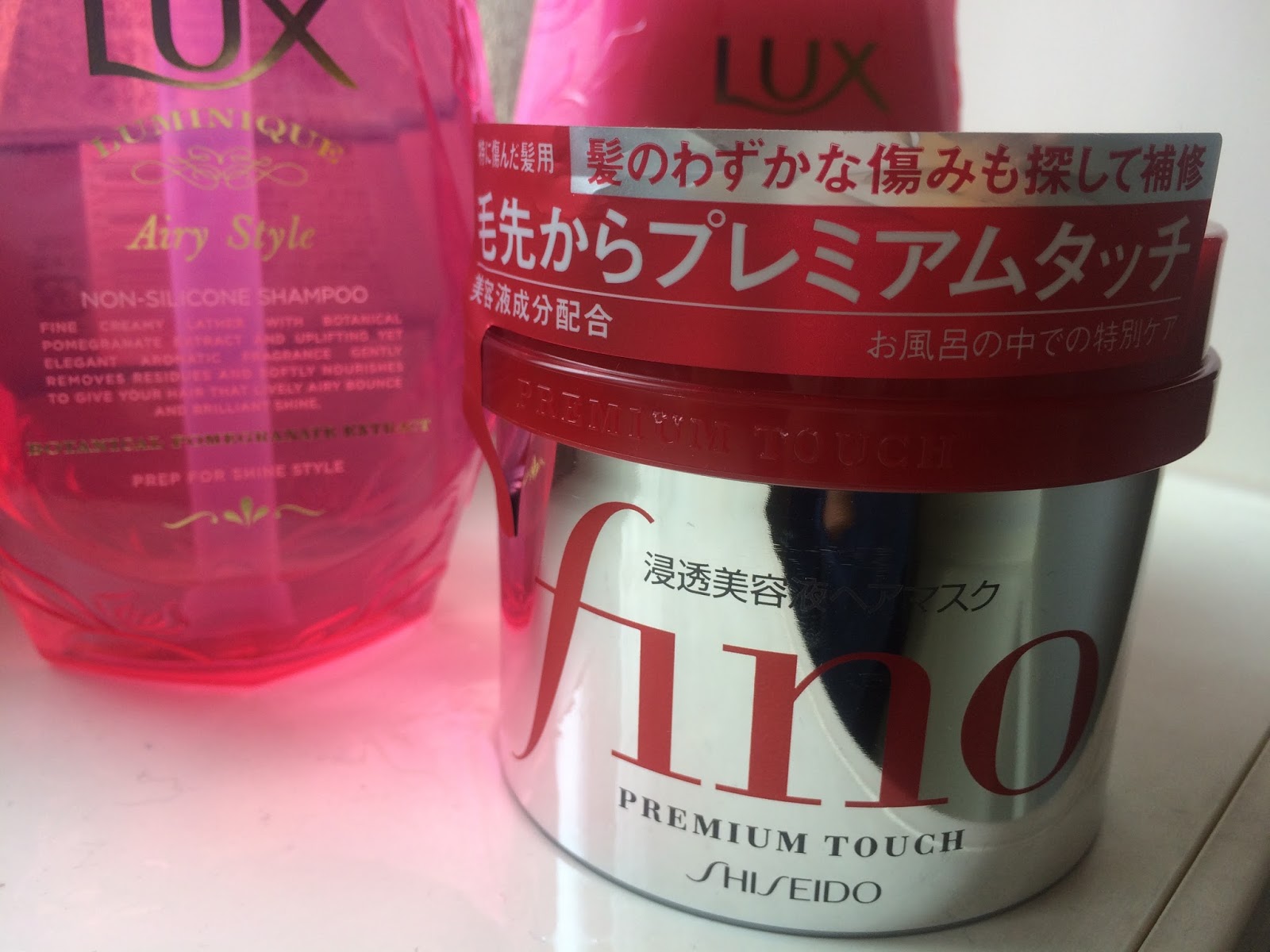 ♥ ♥ love . life . travel ♥ ♥: Review: Lux Luminique Airy Style ...