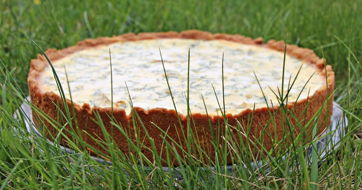 RÕÕM KÜPSETAMISEST: Suitsukala-kodujuustu pirukas