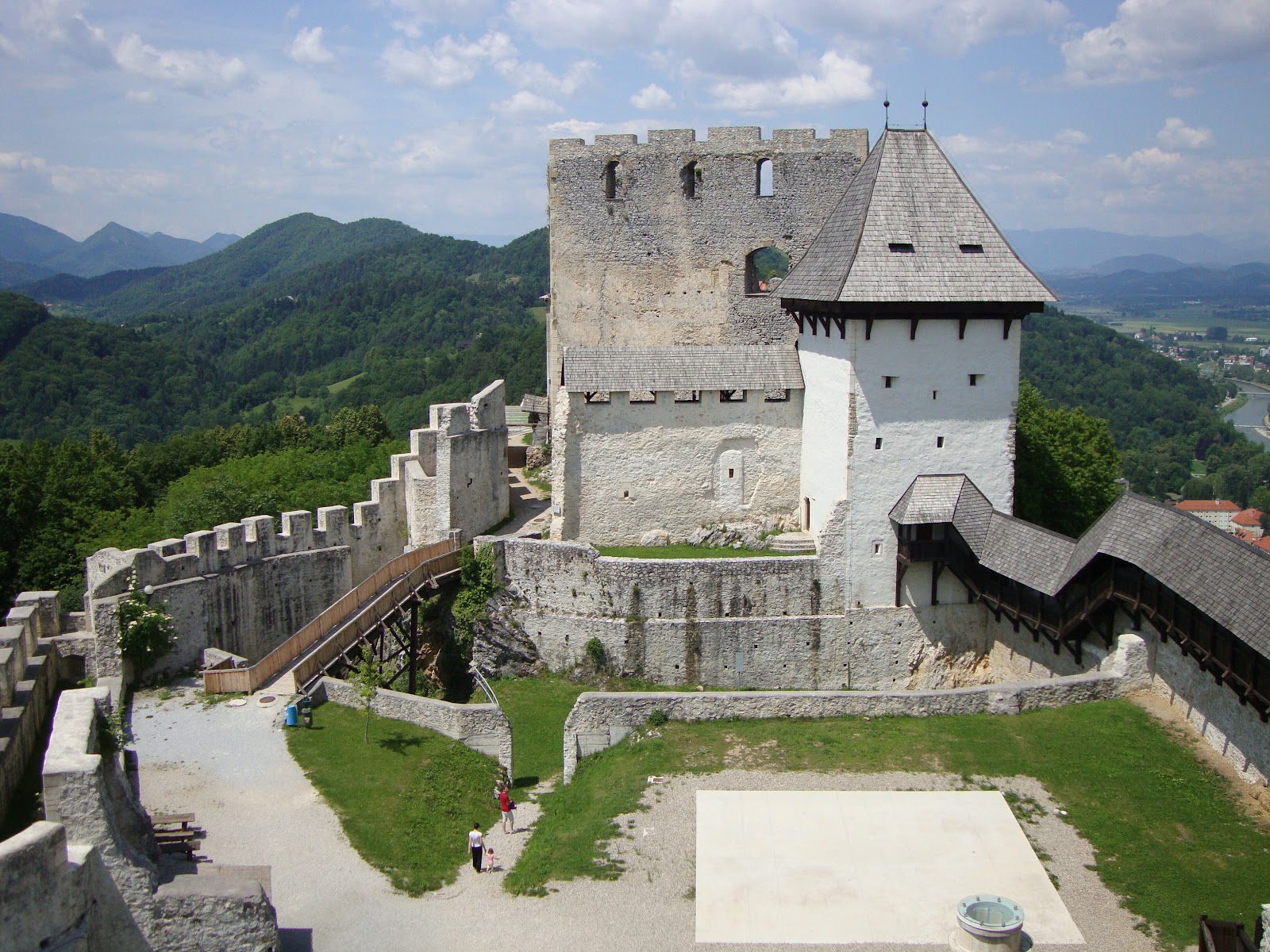 Moji zapisi: Danes Celjski grofje in nikdar več