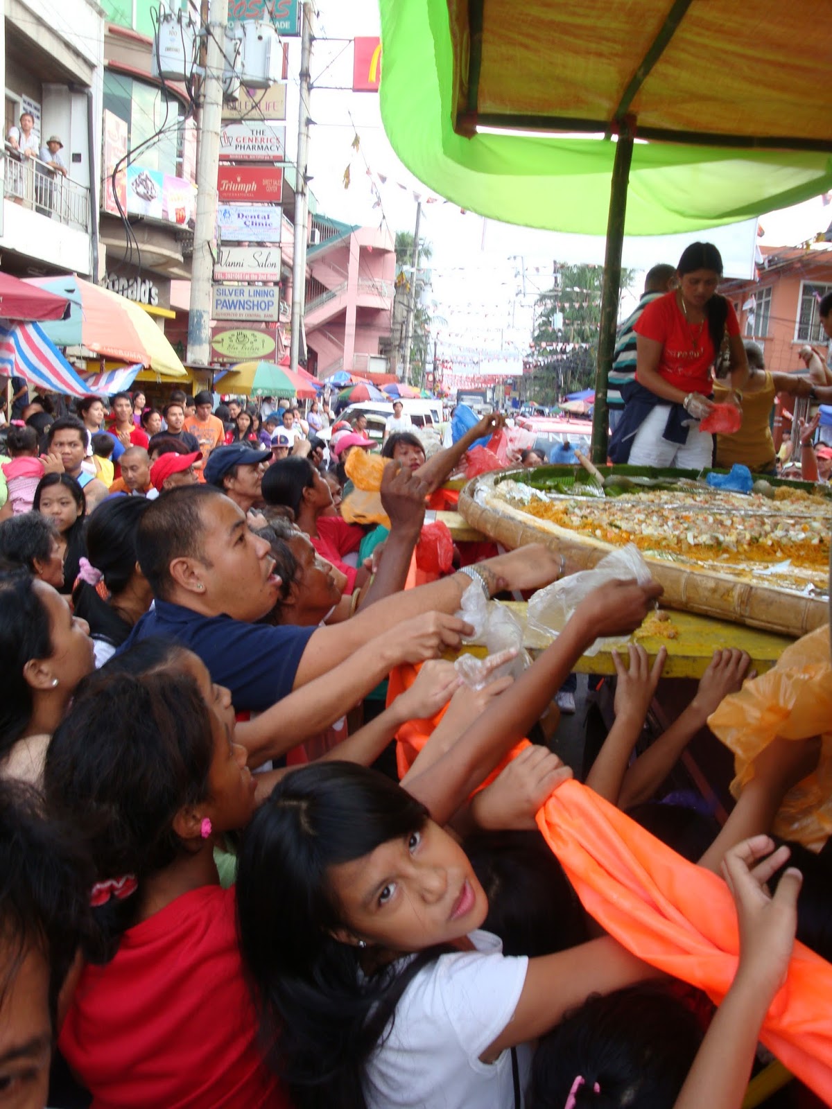 Chingky Quijano ♥: Luglugan: Pancit Malabon Festival