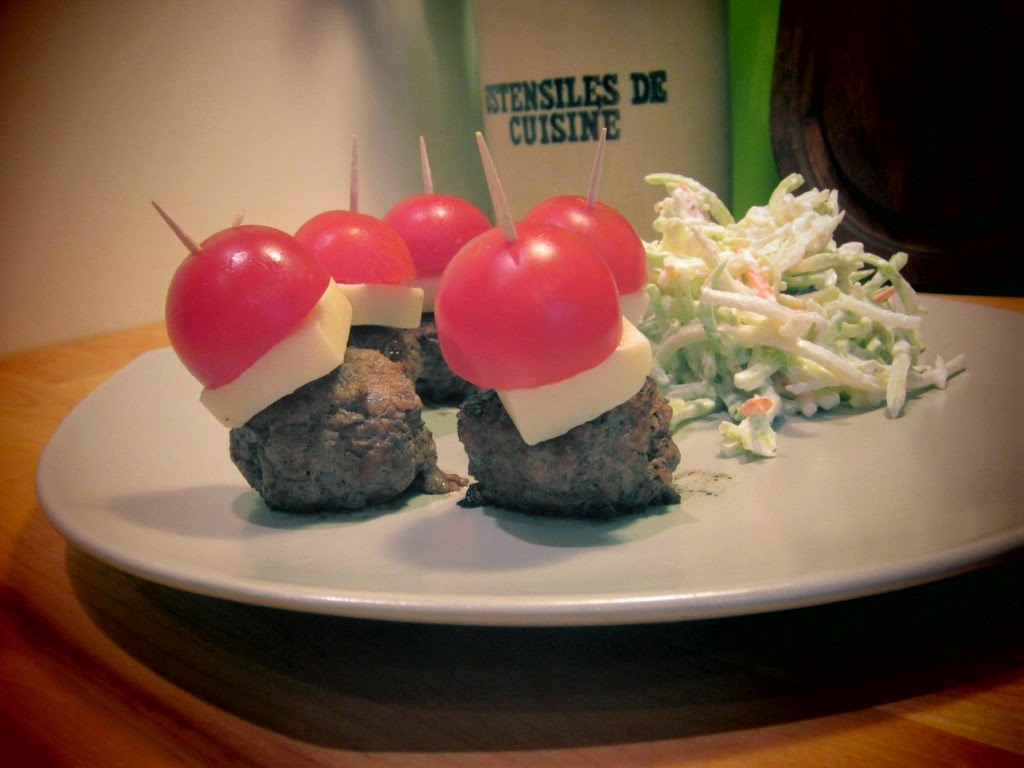 Paleo Lunch Diet Recipe: Paleo mini burgers