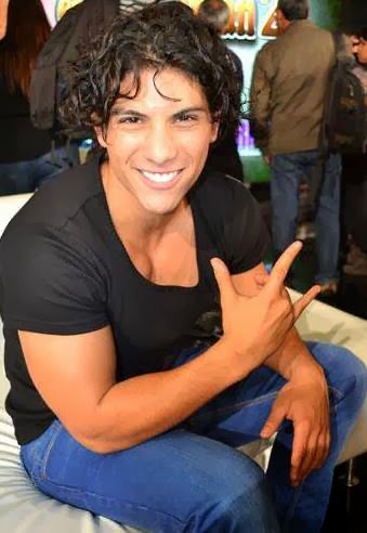 FOTOS VIDEOS ACTORES MODELOS ETC: FOTOS DE LUIS BACA