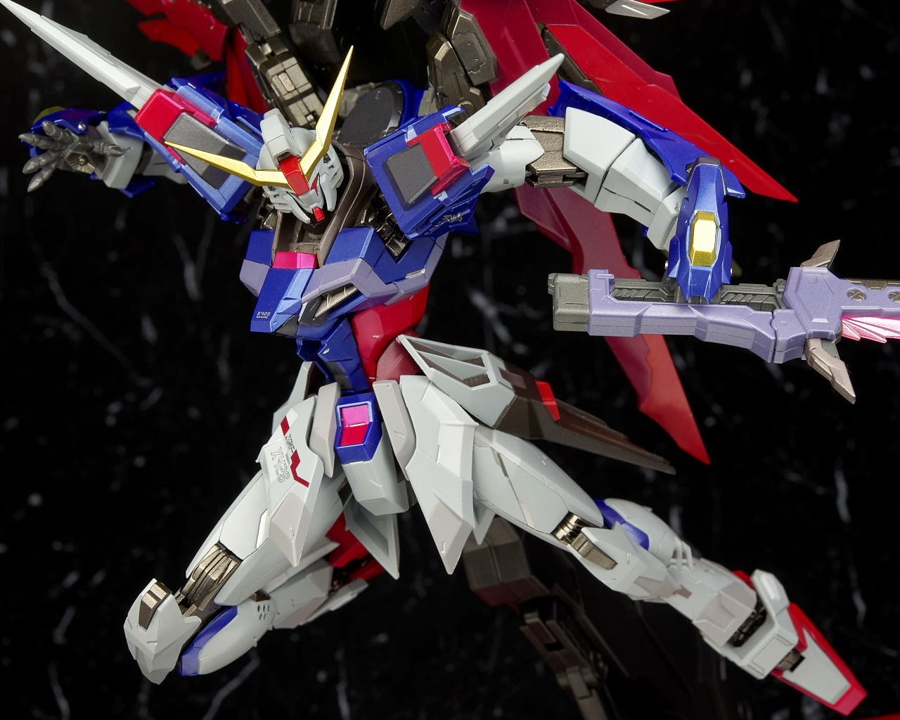 GUNDAM GUY: Metal Build 1/100 Destiny Gundam - Review by Hacchaka