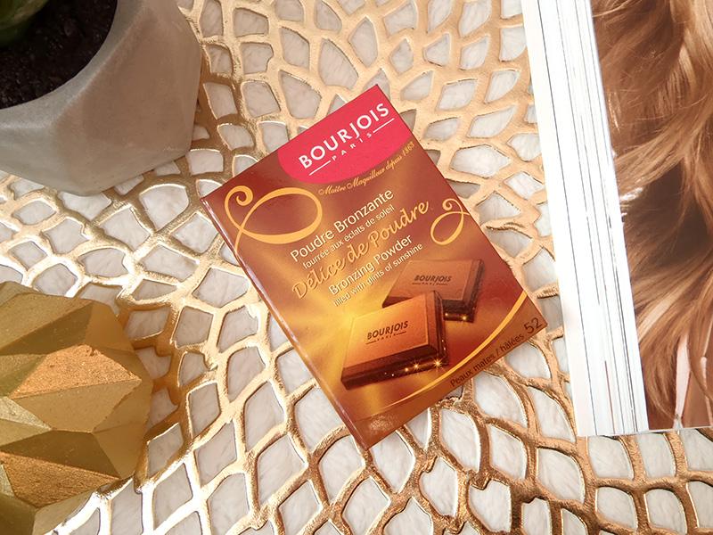 MAKE-UP FULL OF COLORS