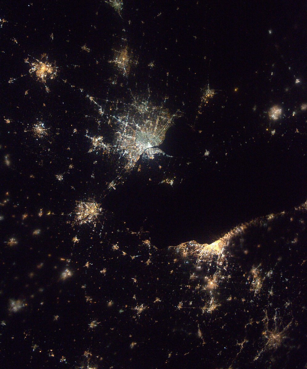 A Detroit Architect's Journal: Moonlight Towers