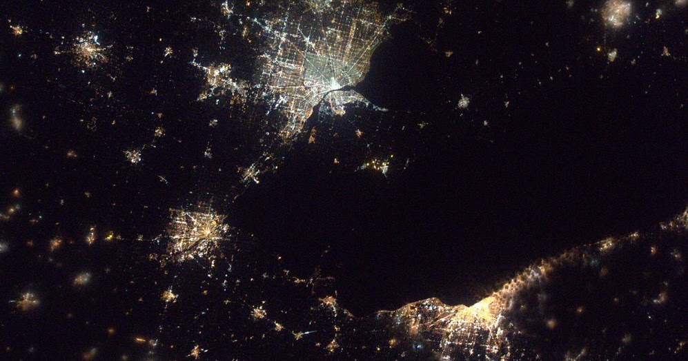 A Detroit Architect's Journal: Moonlight Towers