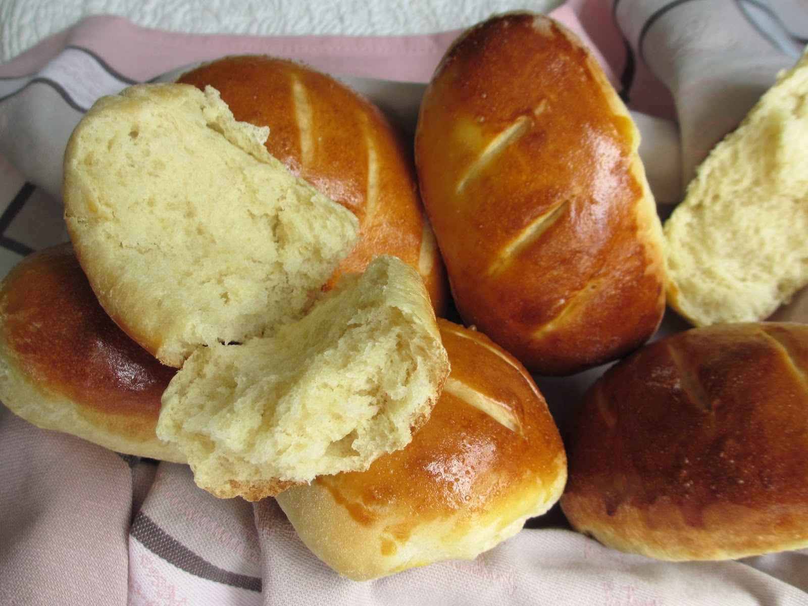 COOKING JULIA : PAINS AU LAIT MOELLEUX AU LAIT RIBOT