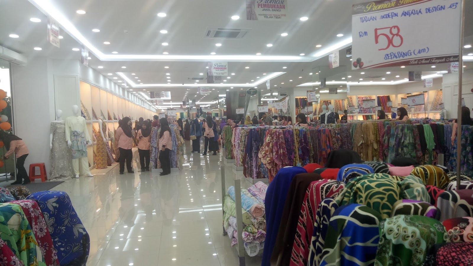 RAYA 2018 : SHOPPING KAIN BAJU RAYA DI JAKEL OSTIA, BANGI
