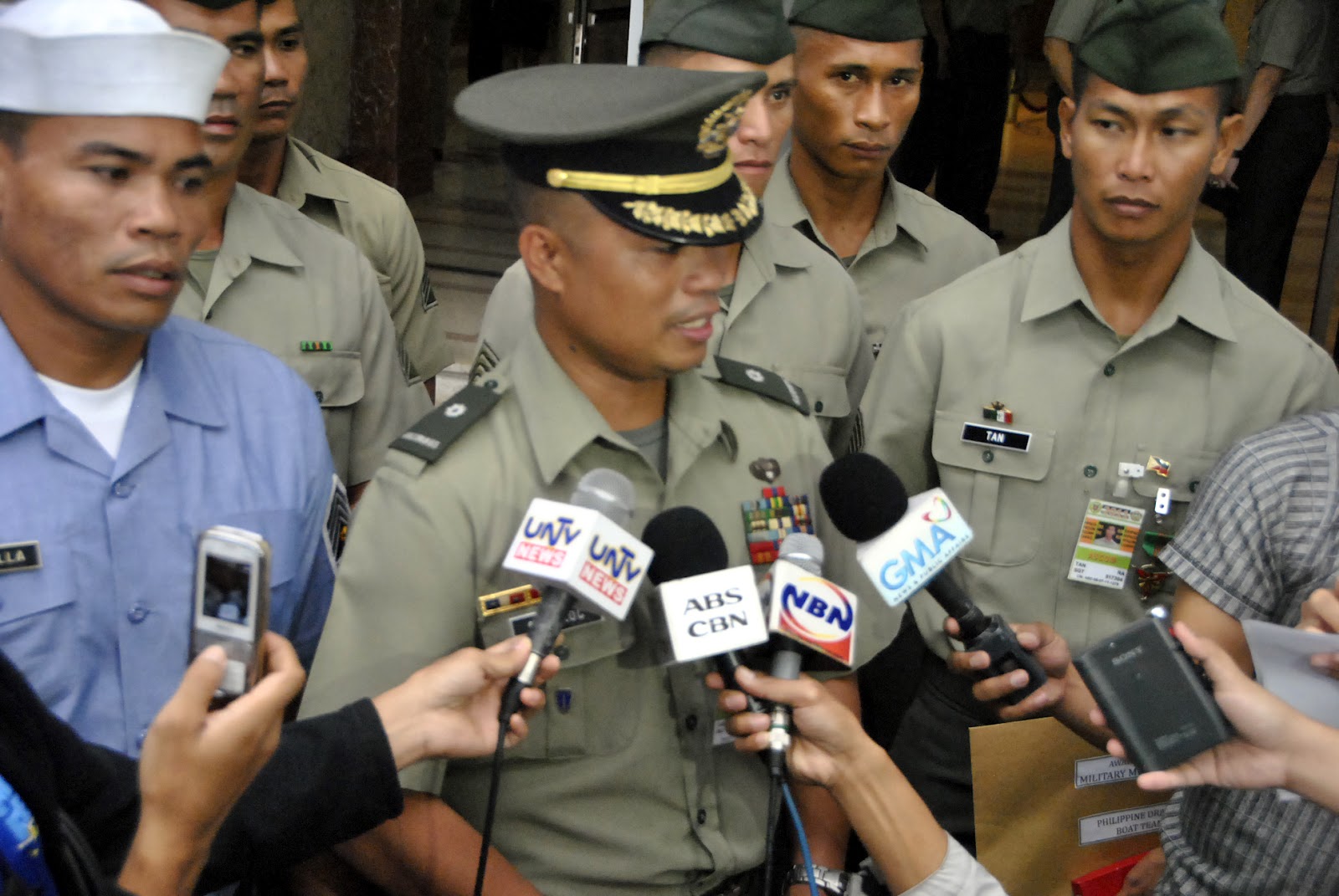 Ranger Cabunzky's Blog: An Army Spokesperson's Packing List