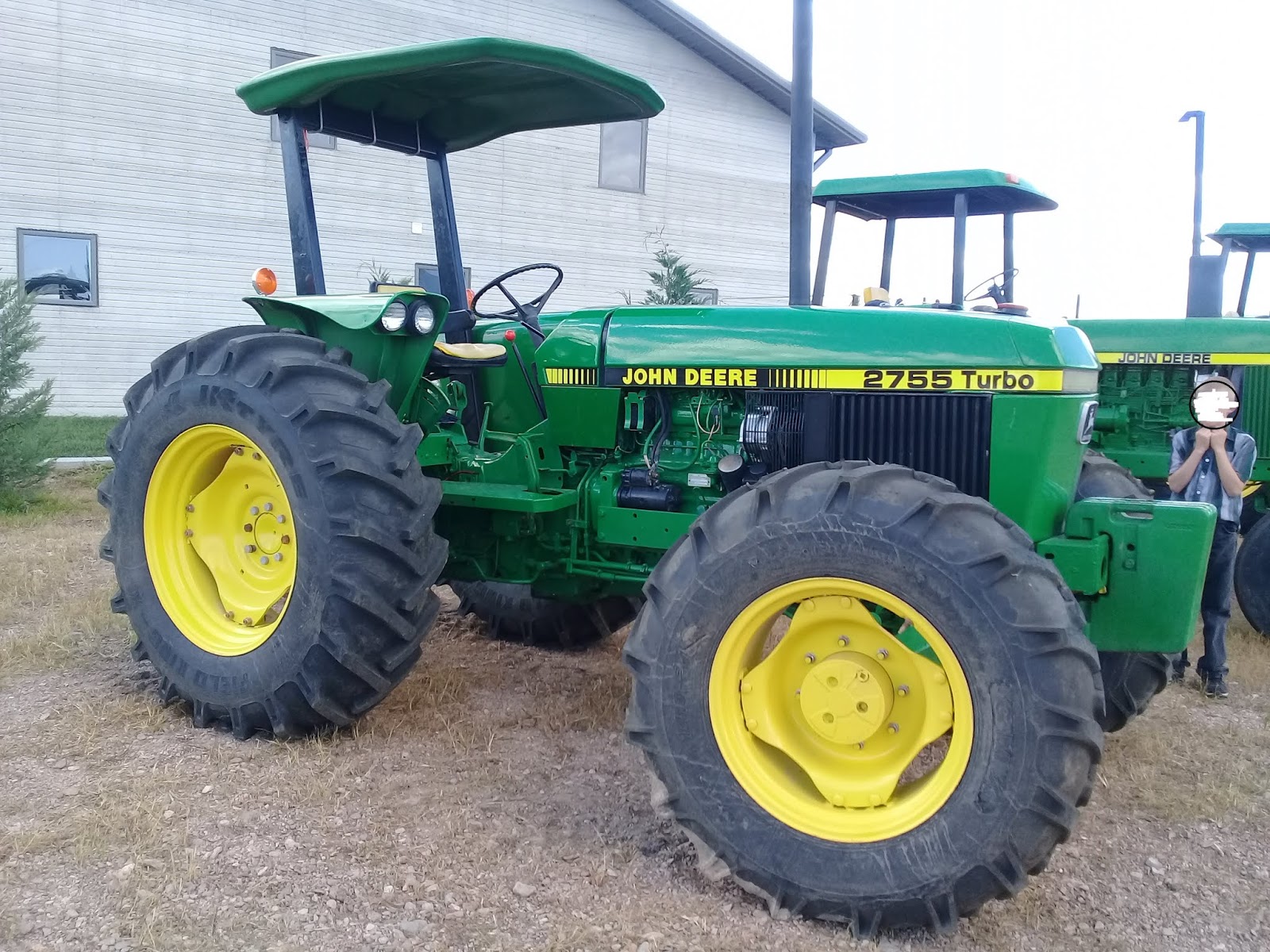 MAQUINARIA AGRICOLA INDUSTRIAL: Tractor John Deere 2755 Turbo 4x4 ...