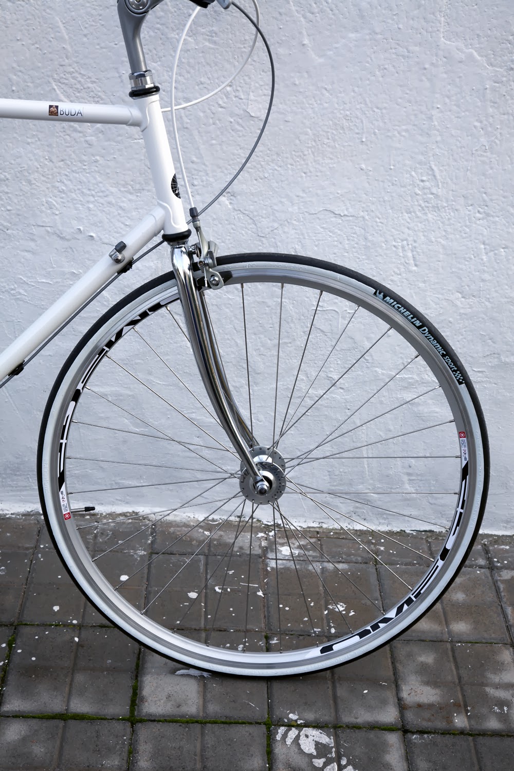 Bicicletas acabadas a mano. A tu gusto, o al mío. Customización, fixies ...