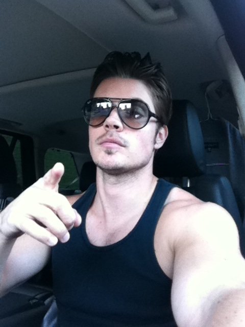 Josh Henderson DAILY: NEW Josh picture from his Facebook account