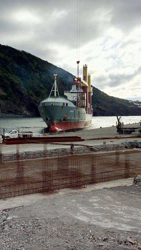 PORTO DA CALHETA: Empreitada no Porto de Velas (36)