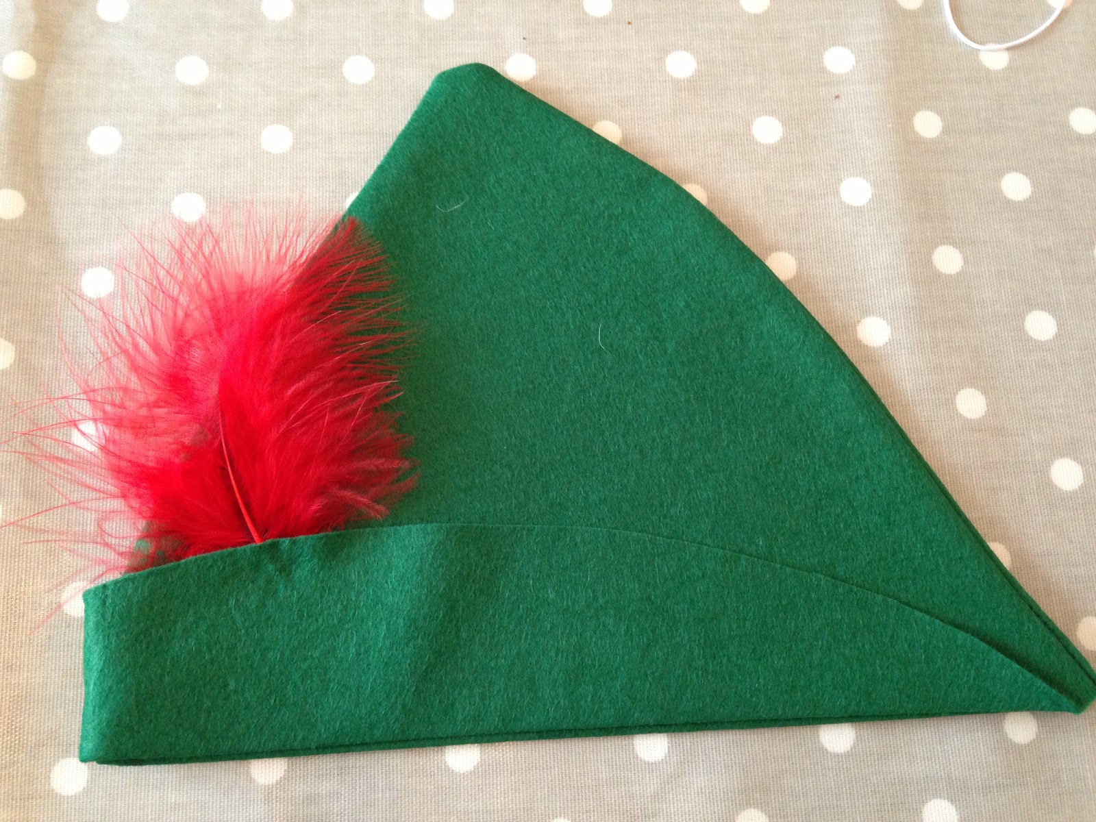 Cosmos and Cotton: Peter Pan hats