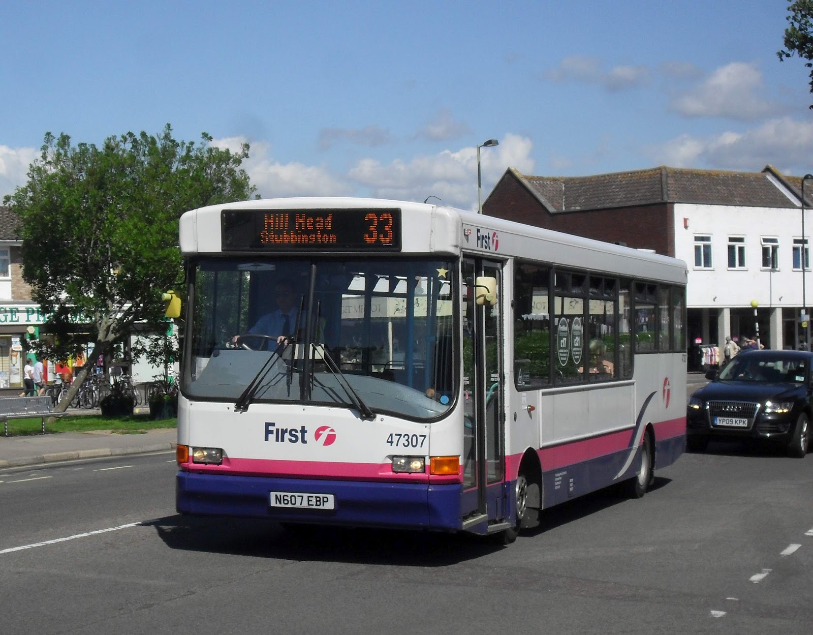 Southern England Bus Scene: April 2012
