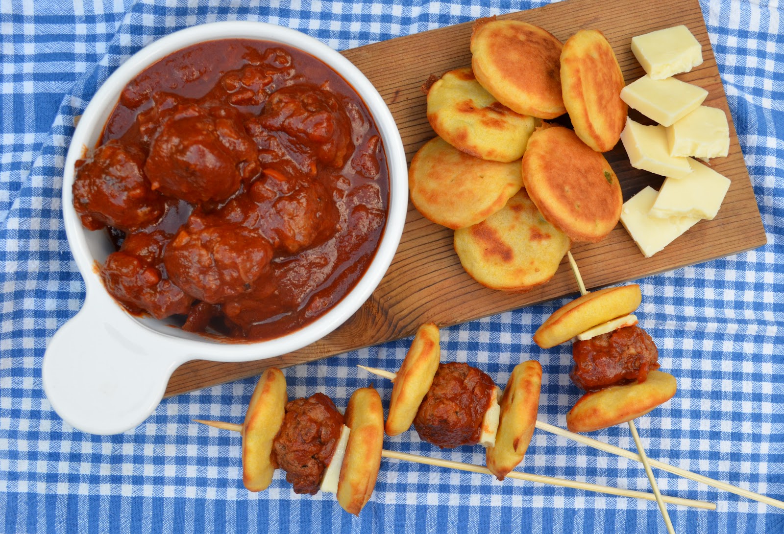 iron stef: chili meatball whoopie pie slider on a stick.