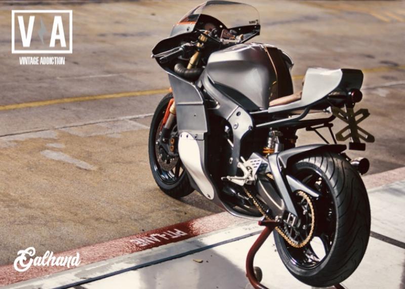 VOROMV Moto: Especial Vintage Addiction Crew. Yamaha R6 Classic Racer ...