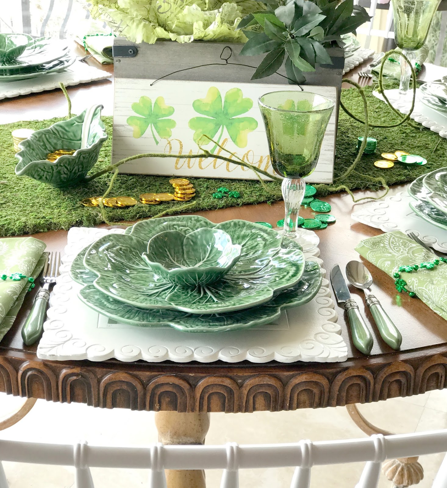 Kiss Me I'm Irish Table - Purple Chocolat Home