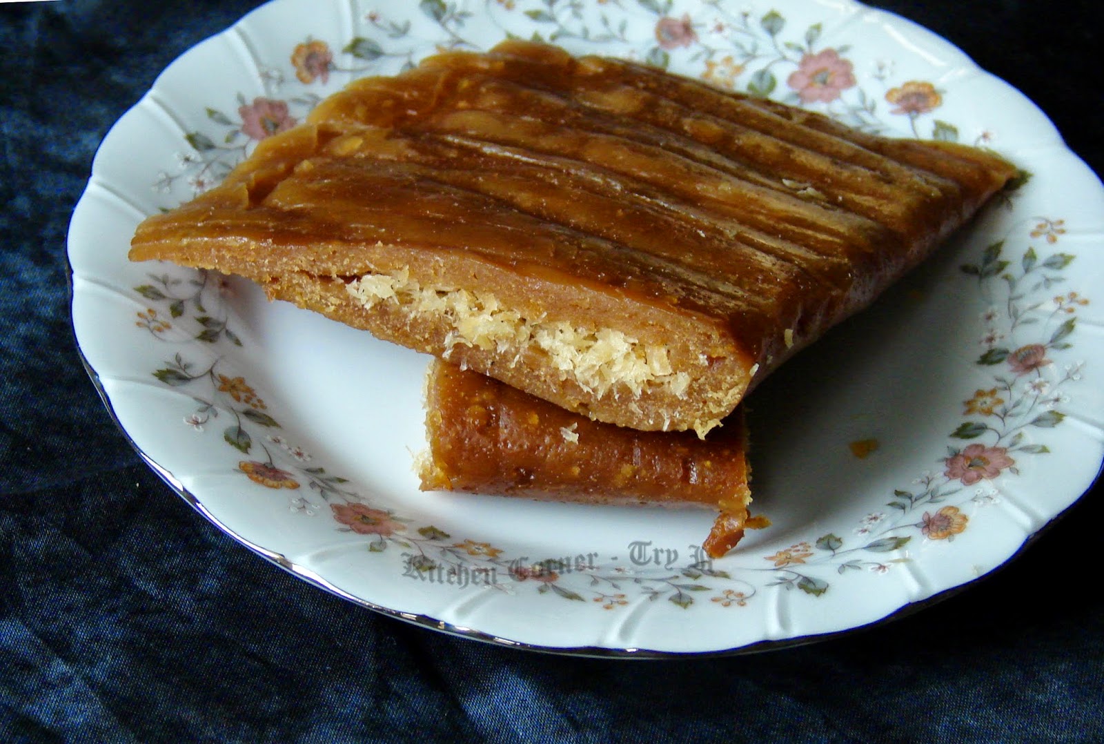 Chakka Ada- Steamed Jack fruit Rice Cakes