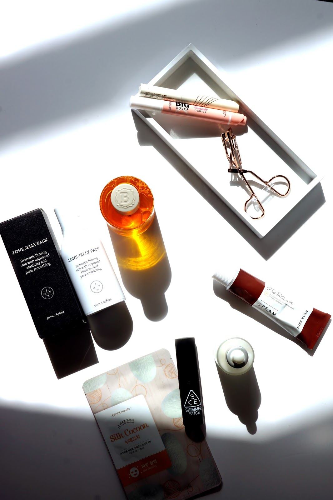 KOREAN SKINCARE & MAKEUP HAUL #1 한국 미인들 하울 | Barely There Beauty - A ...