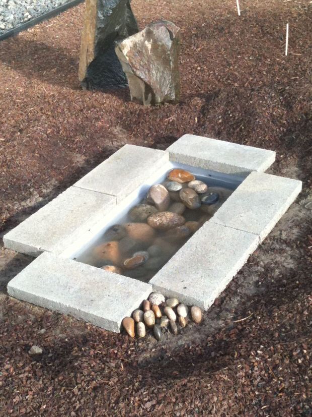 How to Make a Storage Container Garden Pond - Handy DIY