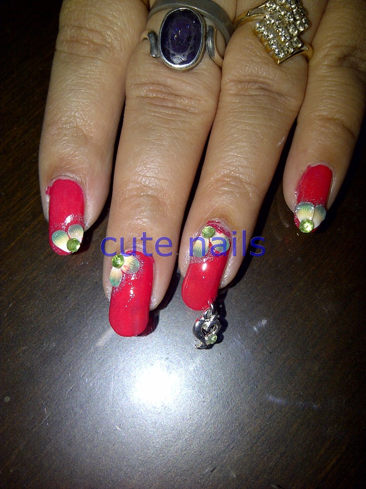 Cute nails: NAIL PIERCING NAIL ART