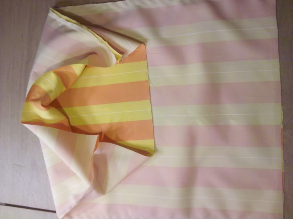 Straddling the Gap: DIY - Easy Button Window Shades