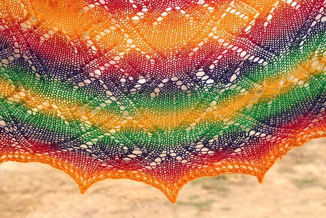 L'Atelier de l'Obi: Arabesque Shawl