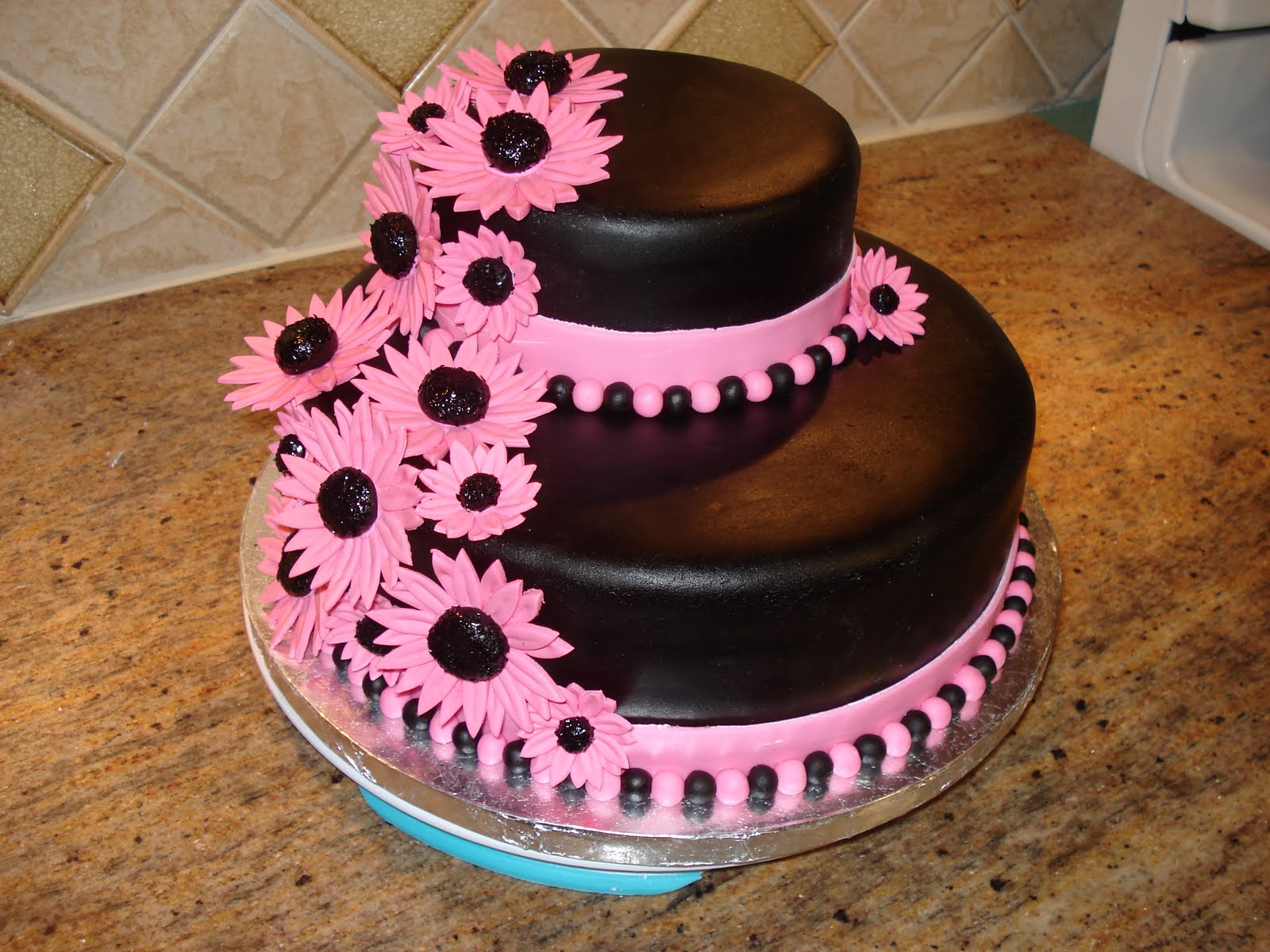 My Cake Hobby: Pink & Black Cake