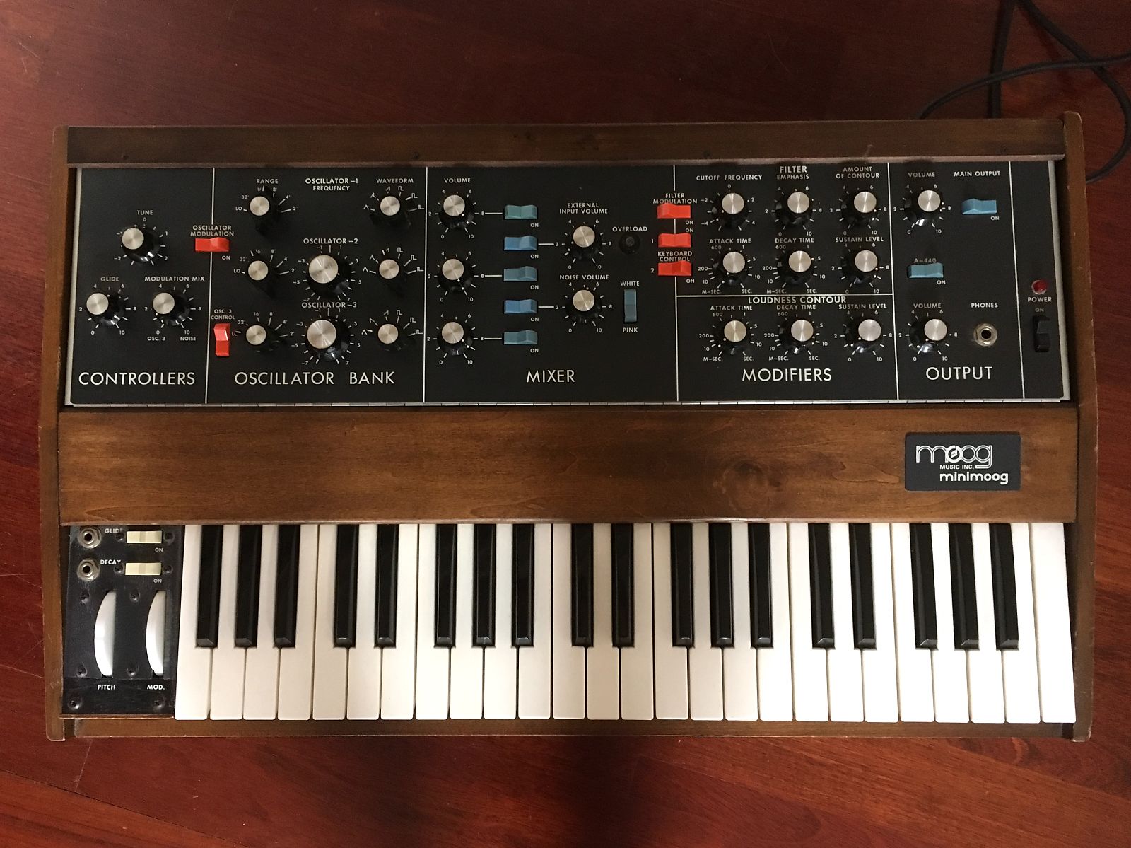 MATRIXSYNTH: Original Vintage Minimoog Model D SN 4699