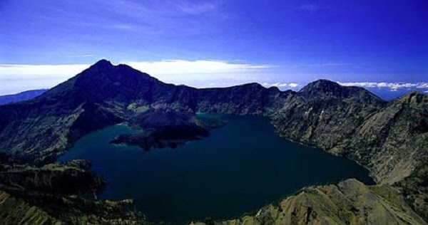 Taman Nasional Gunung Rinjani Pesona Lombok - BELONOMI