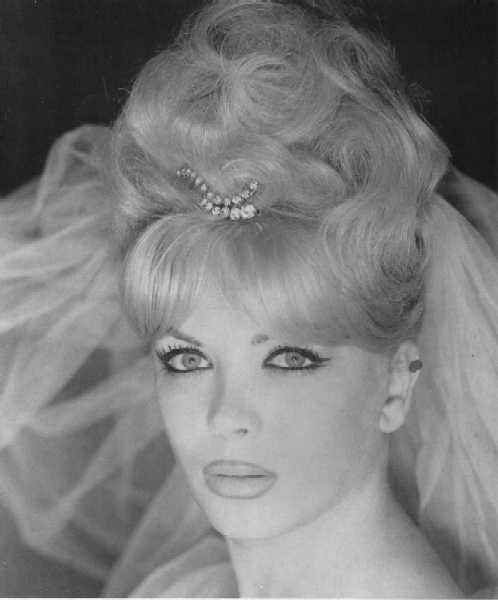 FRENCH SINGERS: Coccinelle