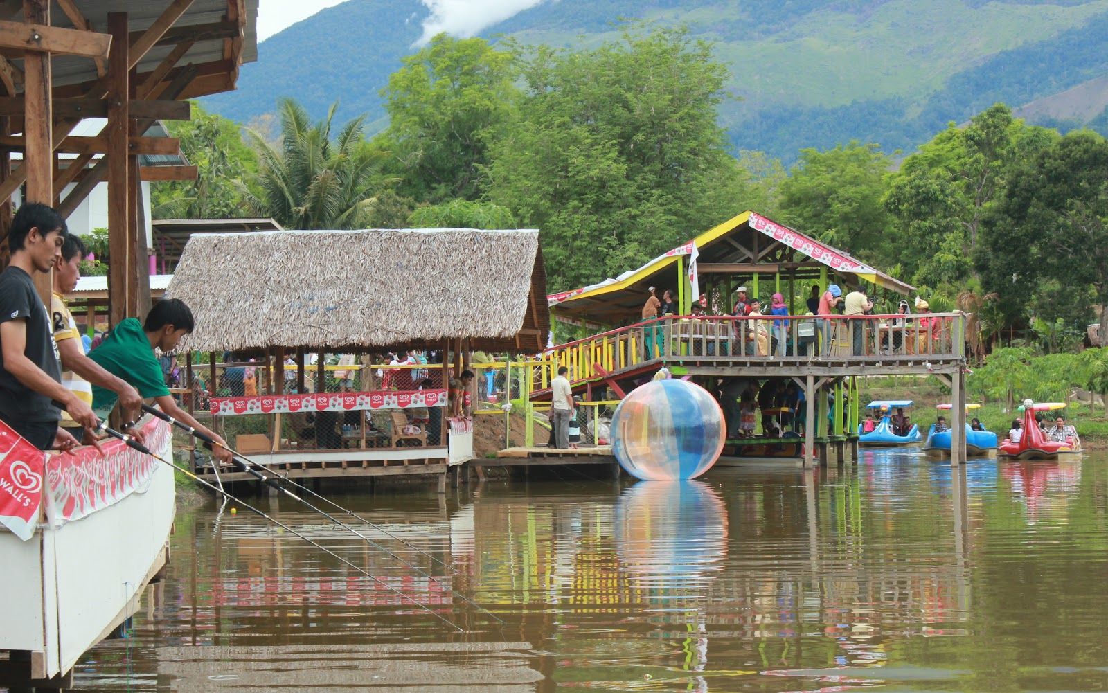 Wisata & Alam !: Wisata Kuliner Bersama Benu Buloe Di Taman Rusa ...