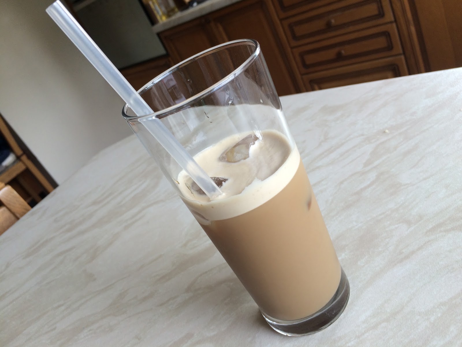 Reaching for Refreshment : Review- Nescafe Azera Iced Coffees: Caramel ...