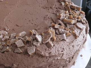 Sweet Stella's: How-To Tuesday and Whimsical Wednesday: Chocolate Skor Cake