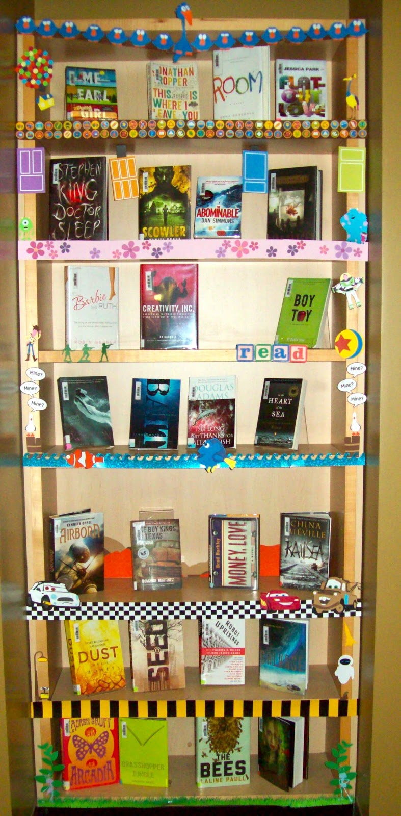 Librarian on Display: A Year Of Library Displays!
