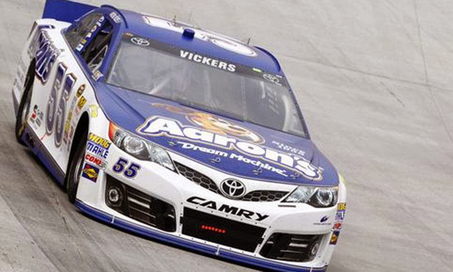 Lucky Dog: Brian Vickers gets a new crew chief for 2014 NASCAR season