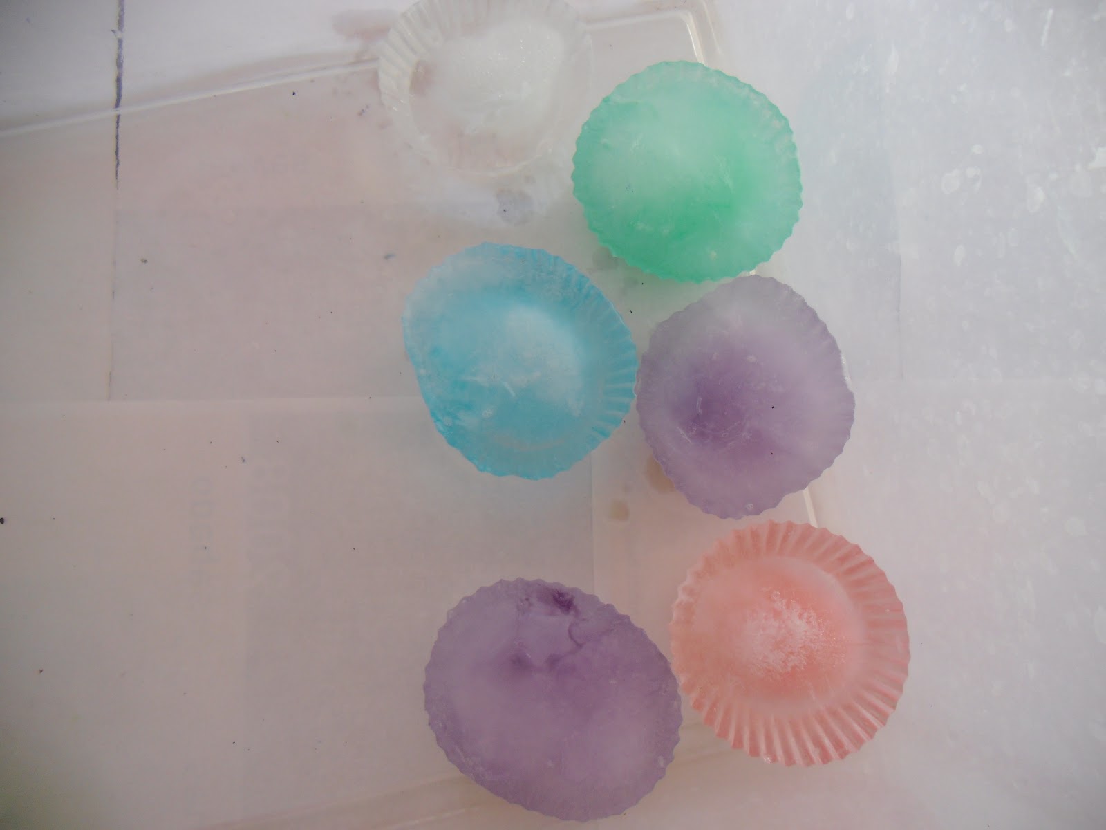 La jirafa: 83 - Hielos de colores