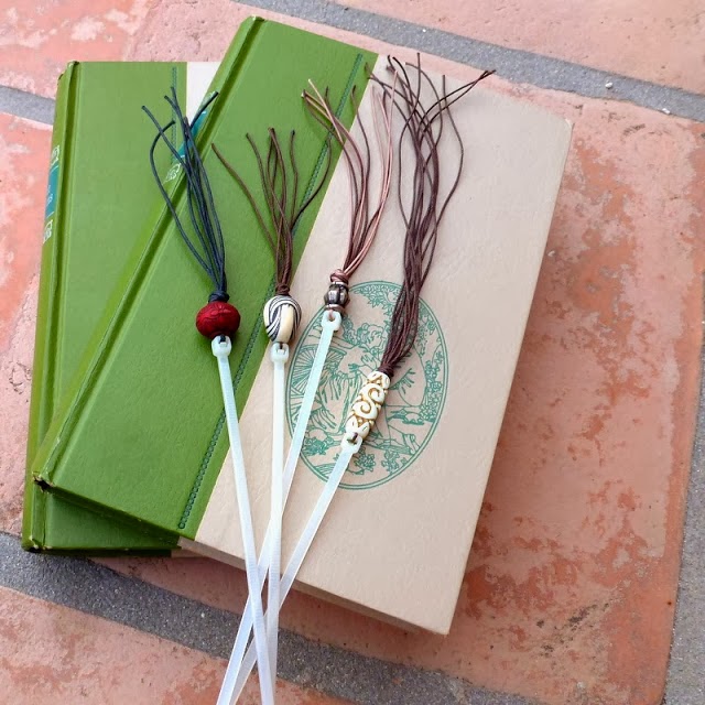 Beaded Zip Tie Bookmarks | Munchkins and Mayhem