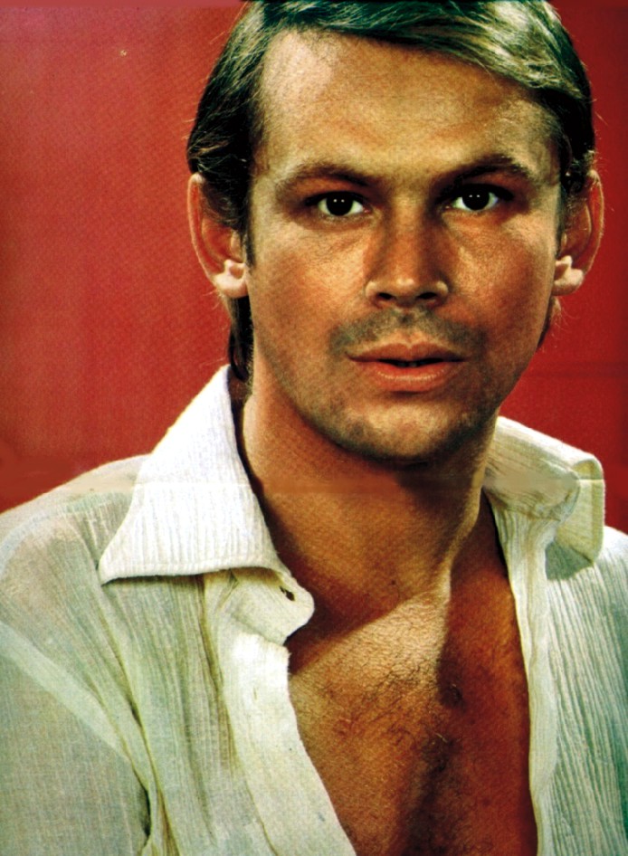 Astros em Revista: JOSÉ WILKER O ASTRO REBELDE