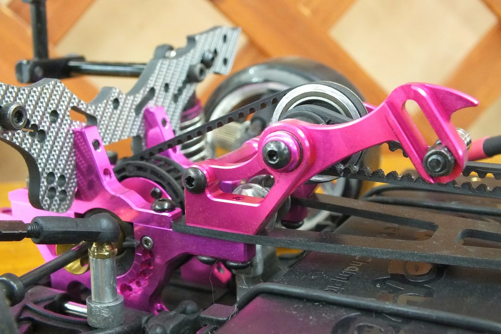 Sugiura RC: Sakura D3 RWDです。