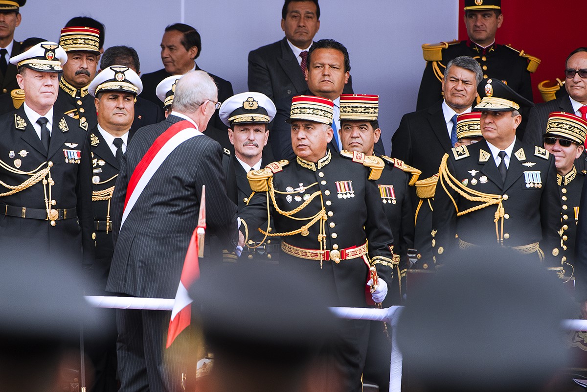 Nuestro Ejército en video: A paso firme y gallardo se hizo presente el ...