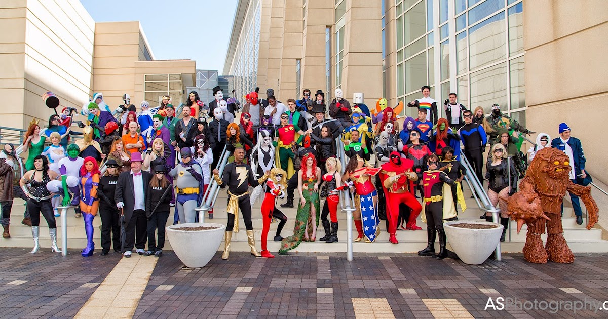 Cosplayers Canada: DC group shoot at C2E2 2014