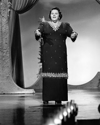 GREAT FEMALE SINGERS: Kate Smith