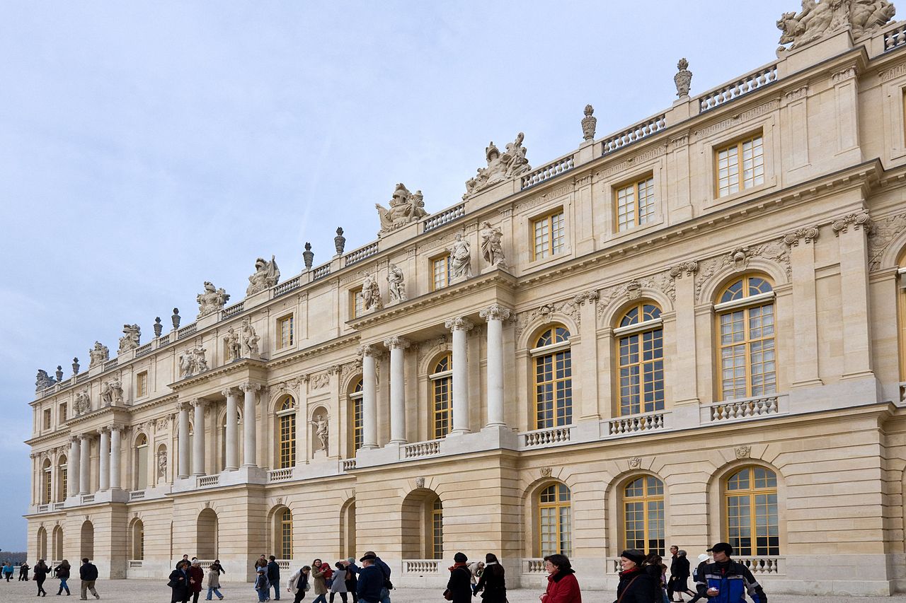 Roxanne: Baroque Architecture in Paris