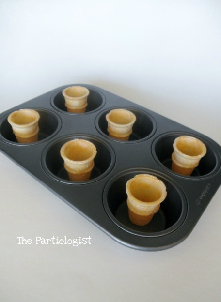 The Partiologist: Candy Corn - Ice Cream Muffin Cones