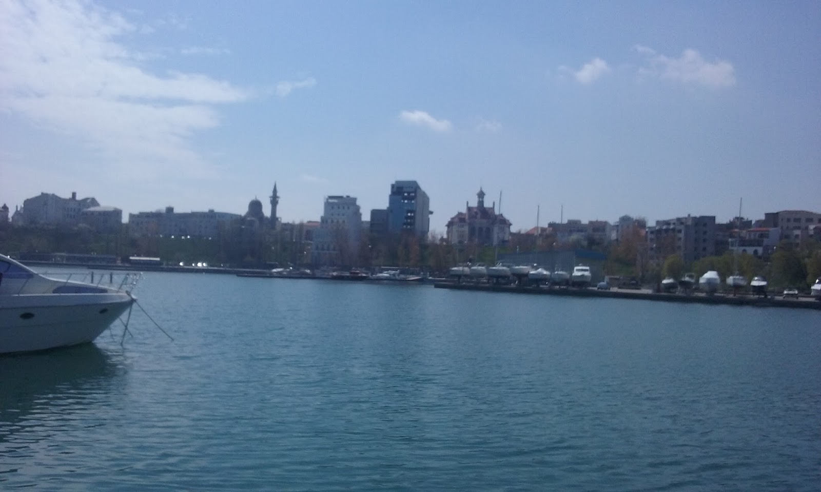 Tractari Auto Constanta BulRom: Port turistic TOMIS-aprilie 2017