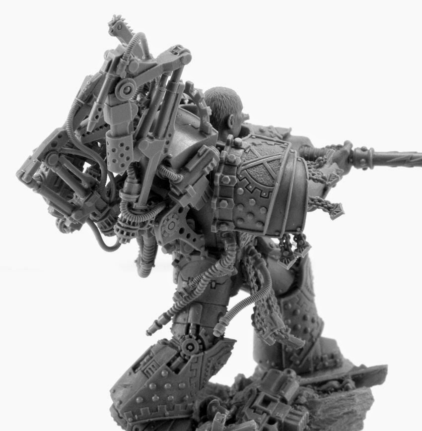 NEWS - Forge World Unveils Ferrus Manus Primarch of the Iron Hands ...