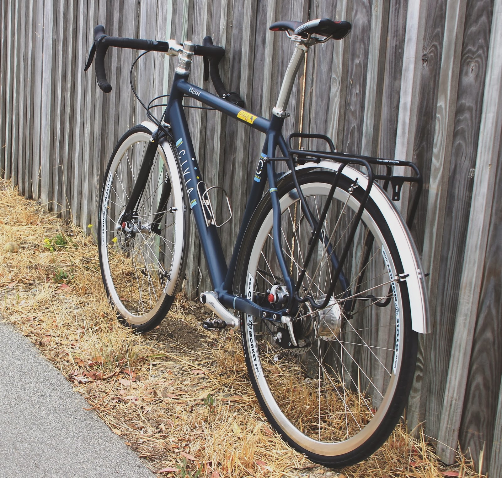 The Monkey Lab: Drop-bar, Rohloff-Outfitted Civia Hyland