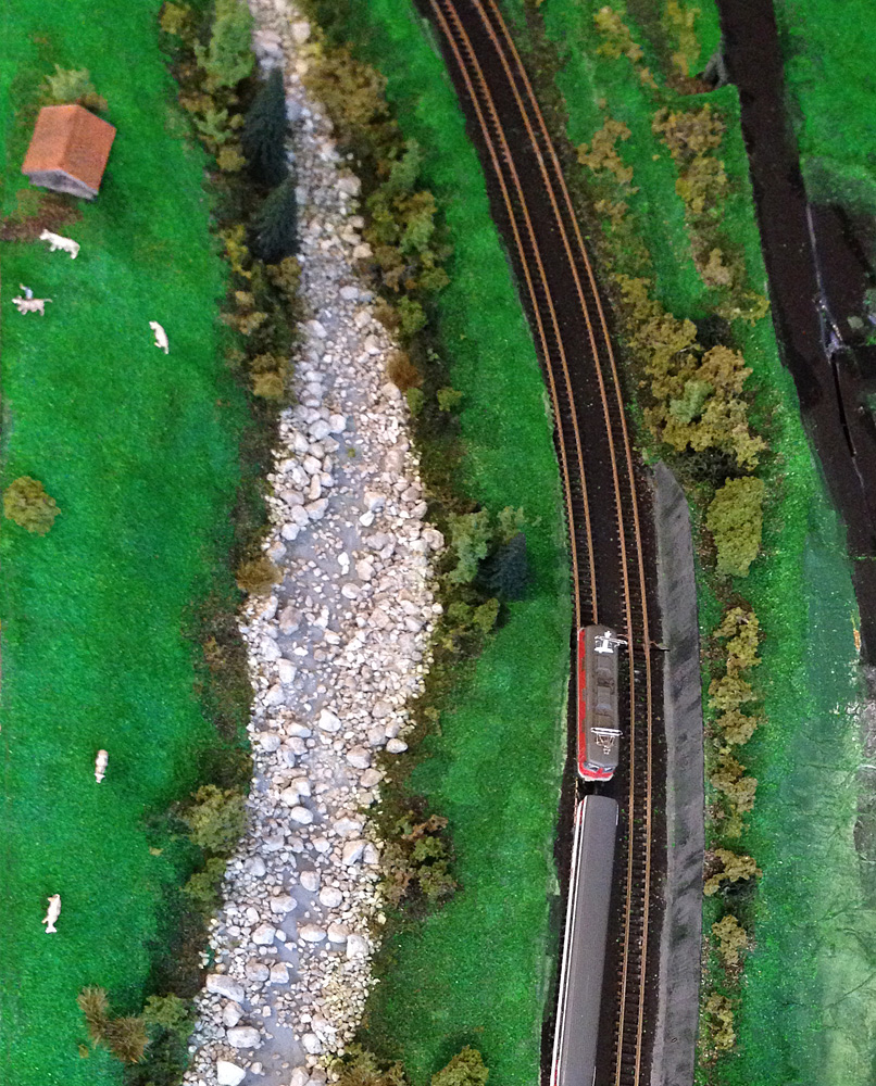 Wassen In Z Scale Have A Cow Man wassen-in-z-scale-have-a-cow-man